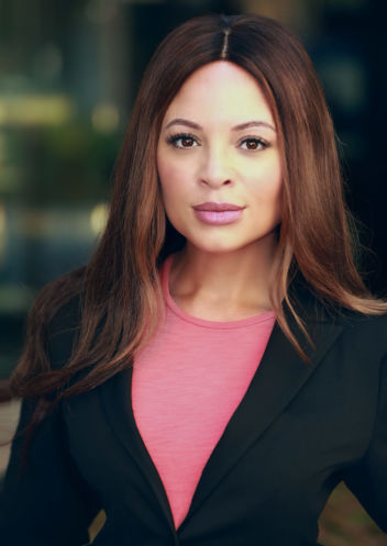 Headshots – LaTeace Towns-Cuellar